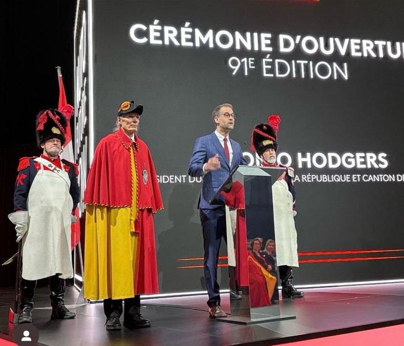 Antonio Hodgers perd un feuille-caillou-ciseaux contre Pierre Maudet ...